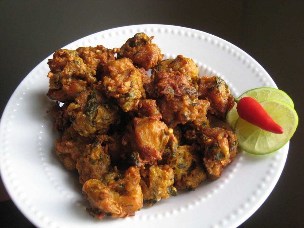 Crispy chicken pakora recipe - Recipe Flow